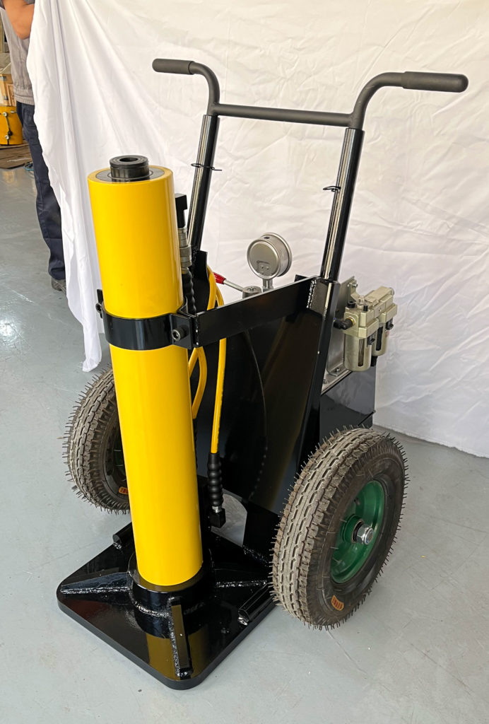 Portable Railroad Jacks | Pullertop