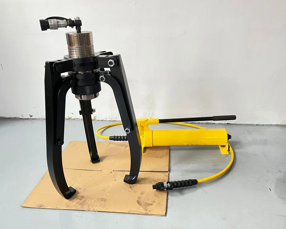 Self-Centering Hydraulic Grip Puller | Pullertop